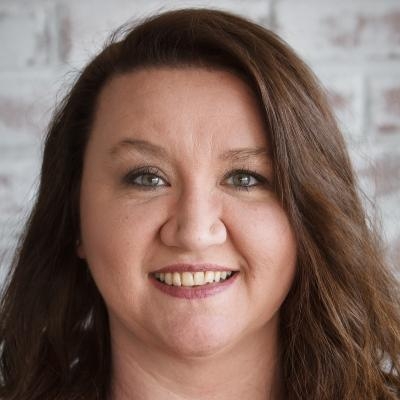 Christina Mader's Instagram, Twitter & Facebook on IDCrawl