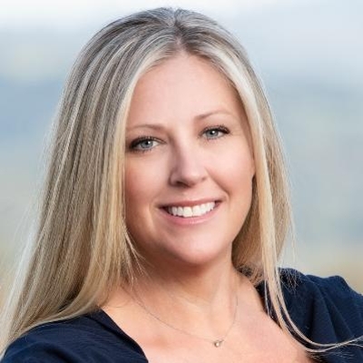 Kelly Silverstein's Instagram, Twitter & Facebook on IDCrawl