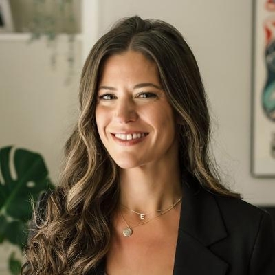 Rebecca Casey's Instagram, Twitter & Facebook on IDCrawl