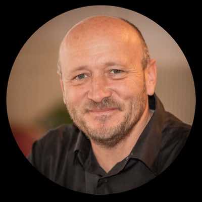 Roger Teuscher's Instagram, Twitter & Facebook on IDCrawl